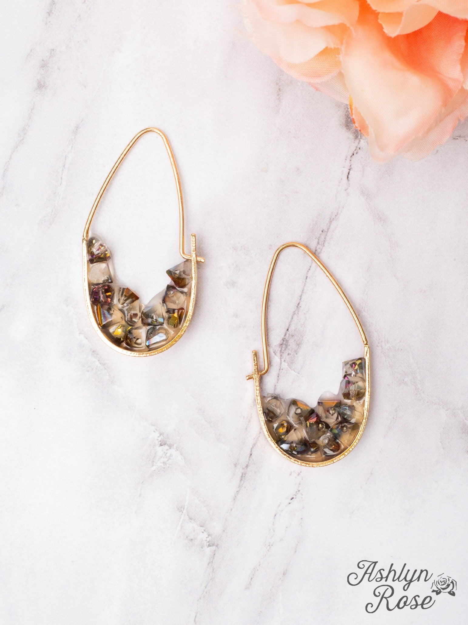 DATE NIGHT GREY CLUSTER HEMATITE OVAL HOOP EARRINGS – Grace+Emma
